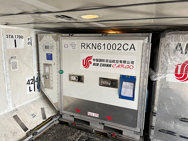 国货航RKN型主动式温控箱顺利首航 - 中国国际货运航空股份有限公司